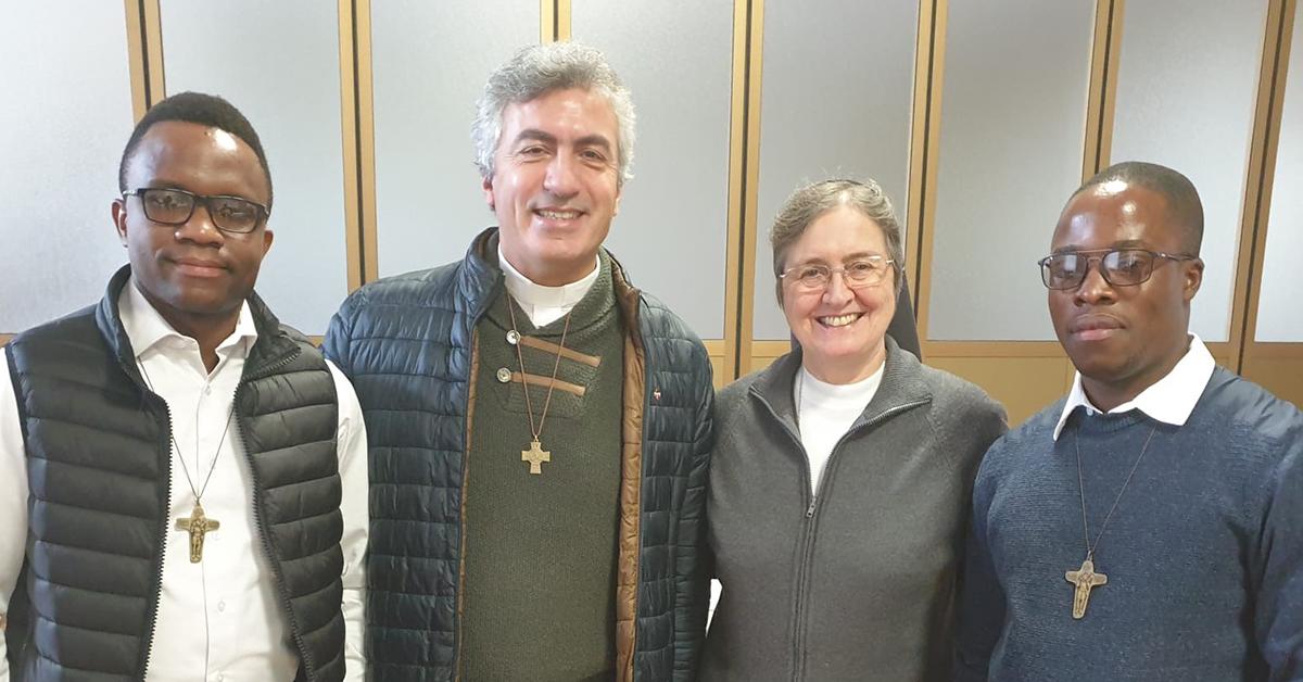 Christophe Cito e Grégoire Maloba: Missionários a caminho de Cabo Verde ...