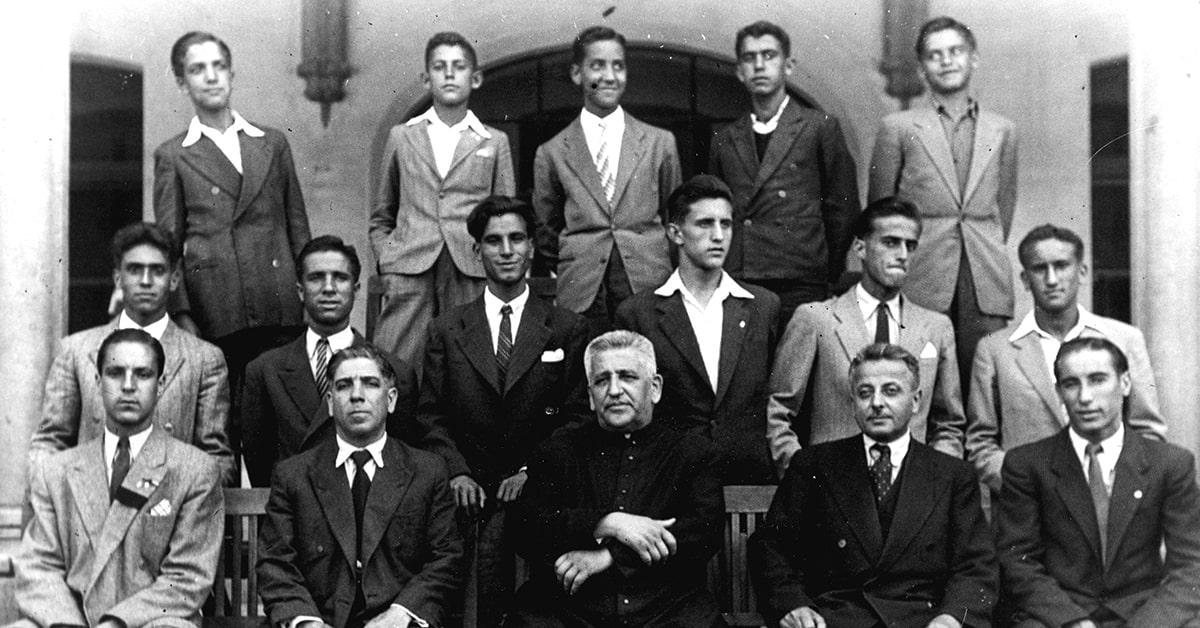 Valor educativo da presença laical: A vocação do Salesiano Leigo ...